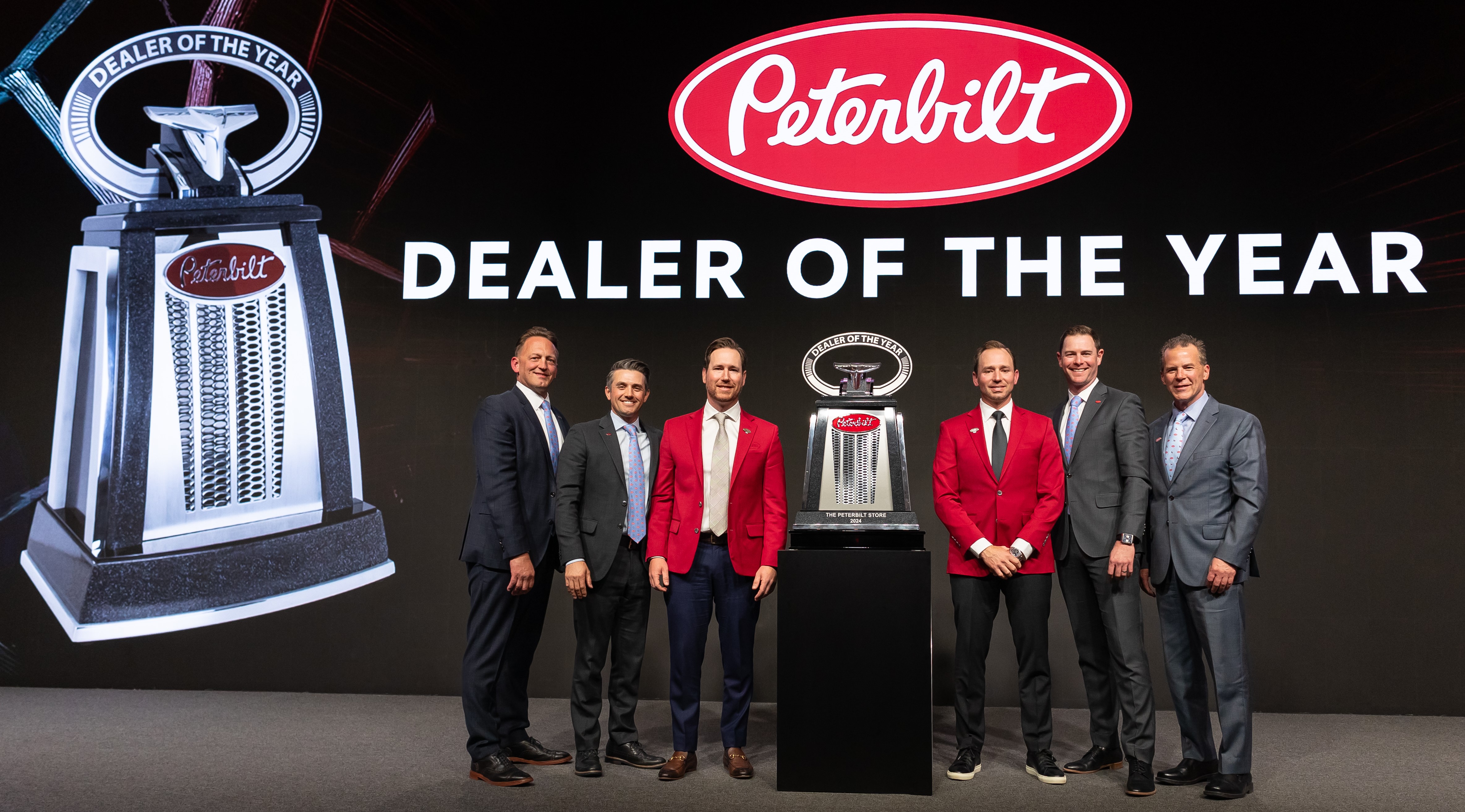 Peterbilt Recognizes North American Dealer Group of the Year ...