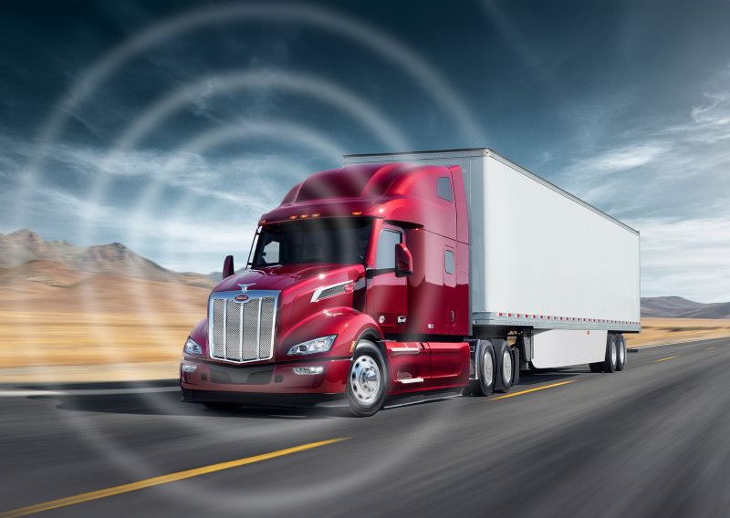 Peterbilt Model 220 | Peterbilt