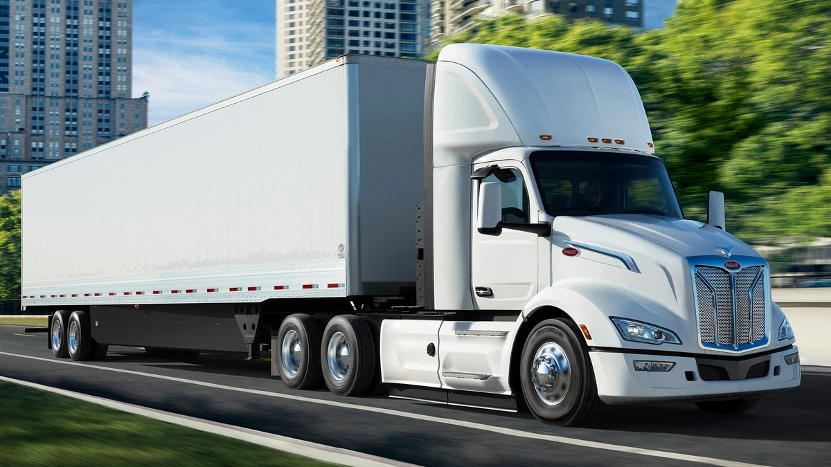 Peterbilt Model 579EV | Peterbilt