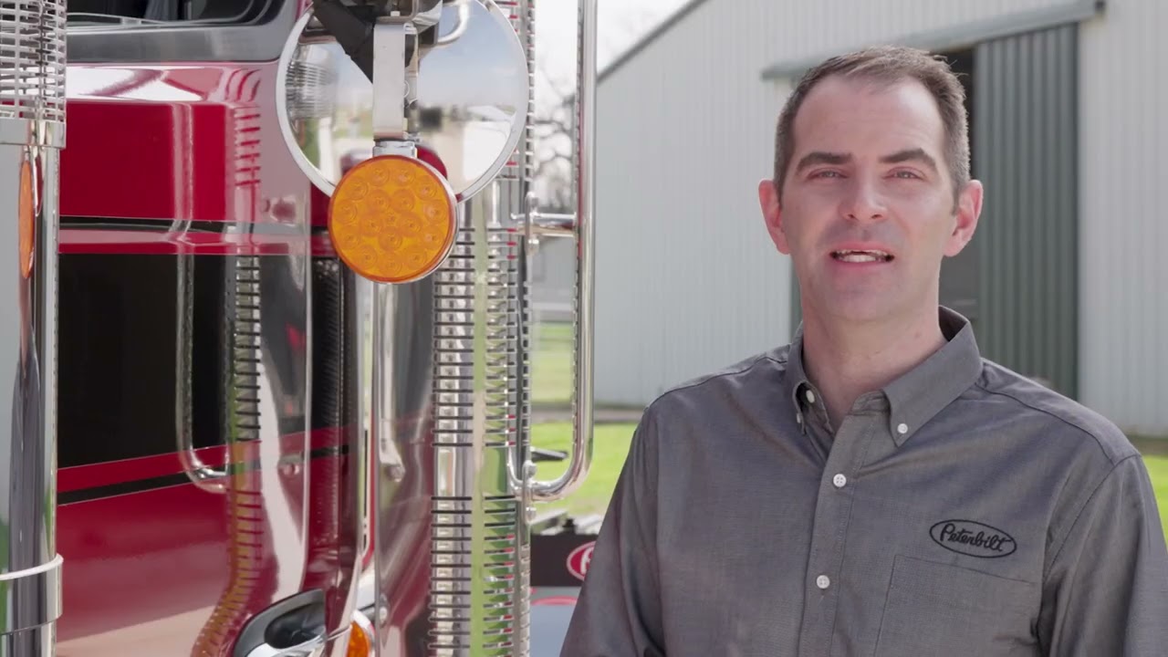 Peterbilt Model 589 | Peterbilt